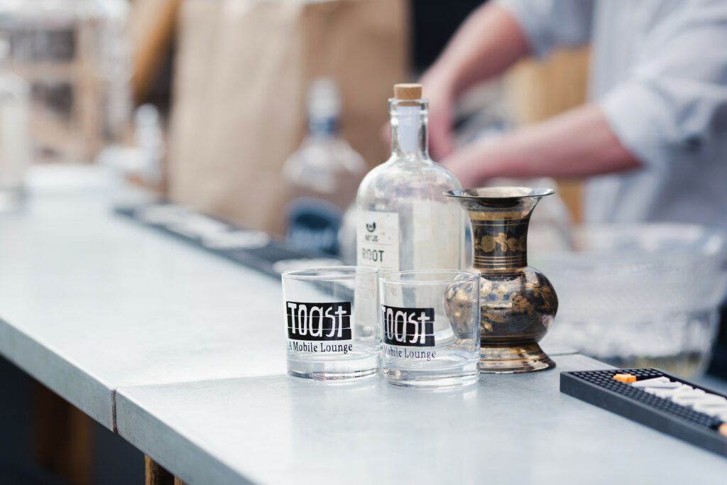 Toast Mobile Lounge | Mobile Bar Durango