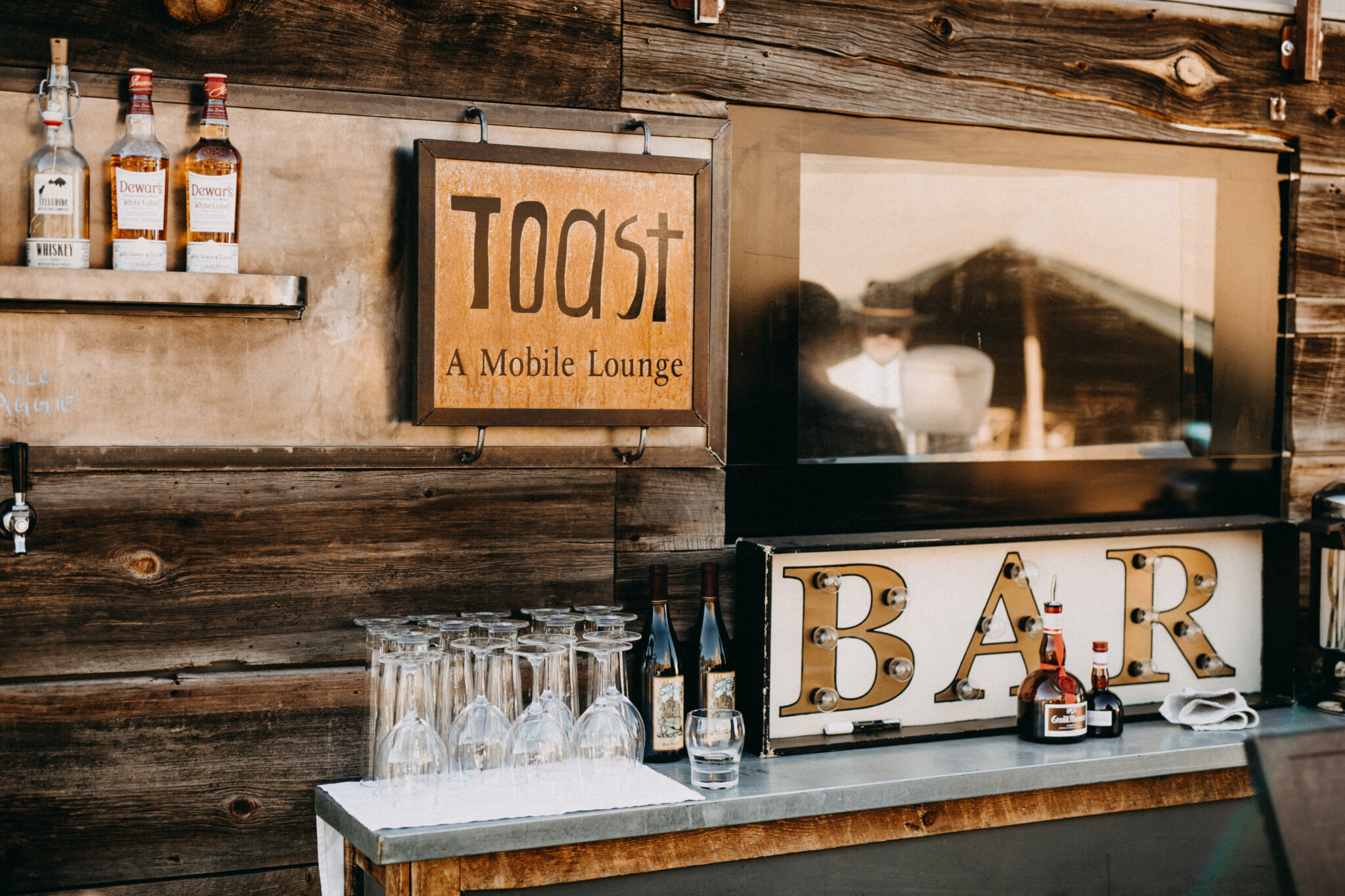 Toast Mobile Lounge | Mobile Bar Durango